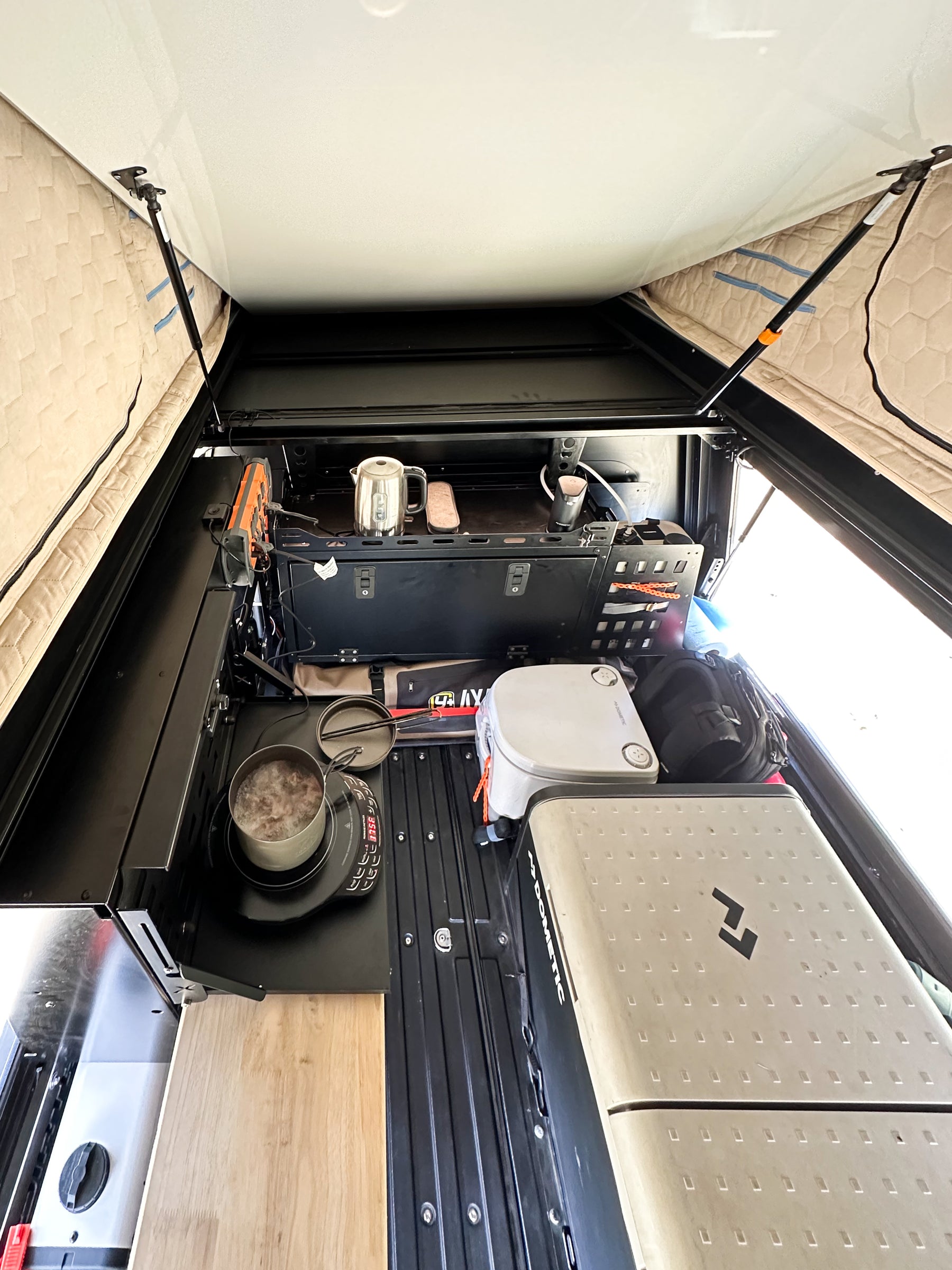 Genesis Canopy Camper