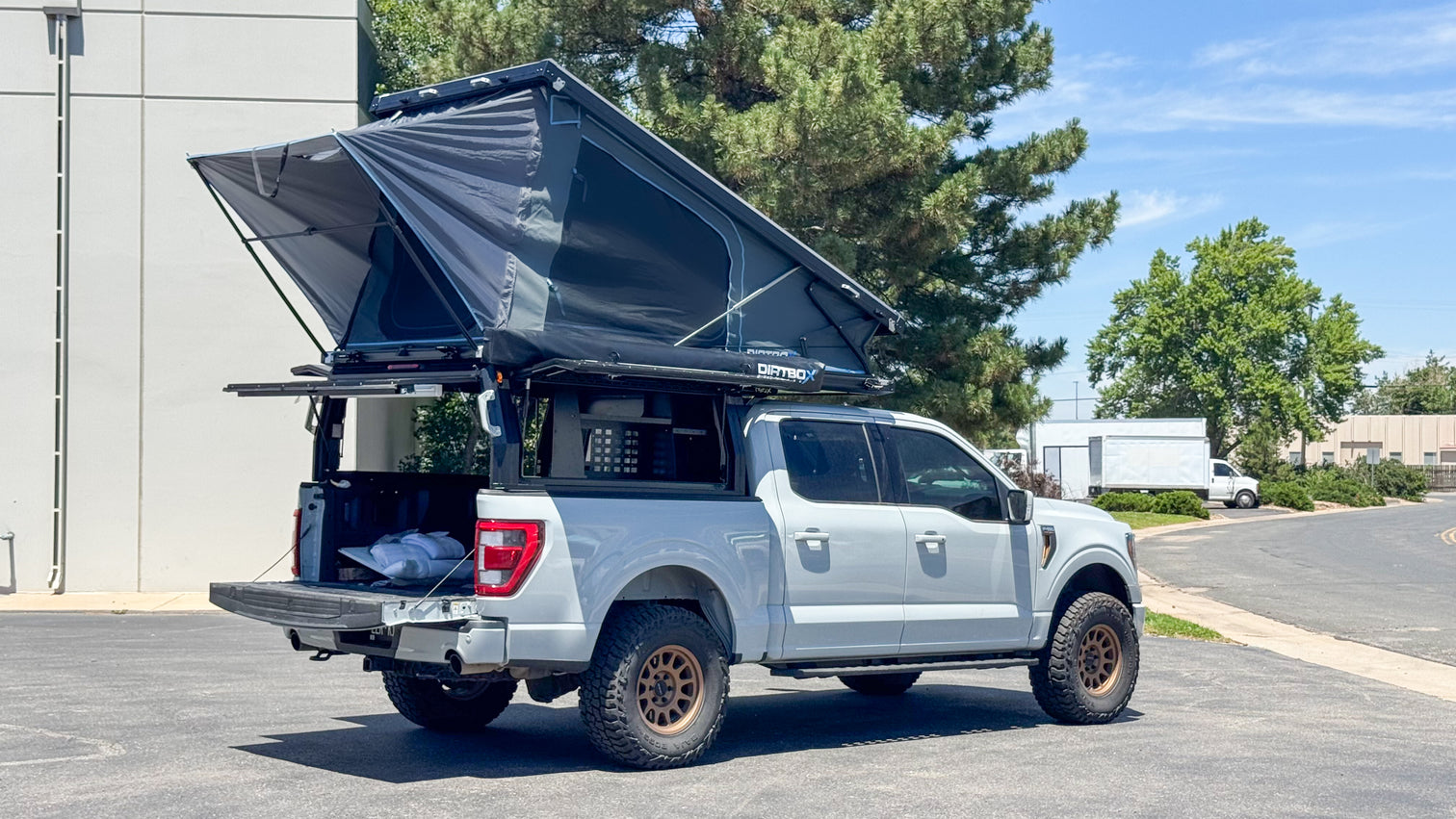 Genesis 4‑Season Insulated Overland Camper Vehicle – Aluminum Shell for ...
