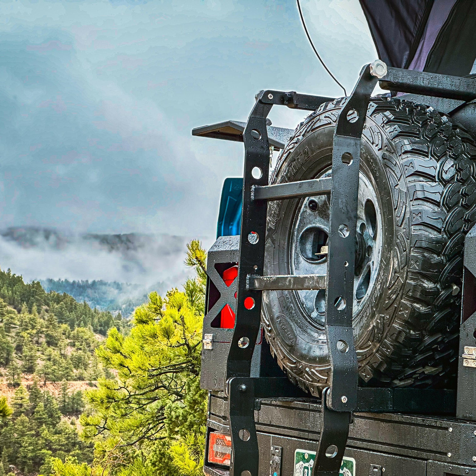 Dirtbox Overland: Flatbed Accessories